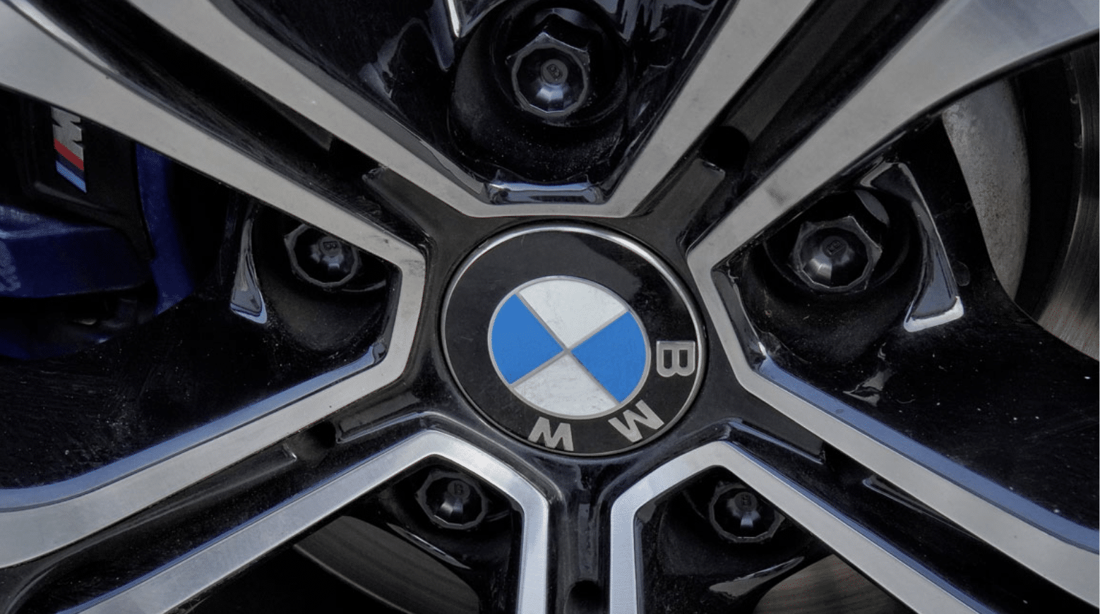 BMW Bolt Pattern Guide: What You Need to Know - Opple House
