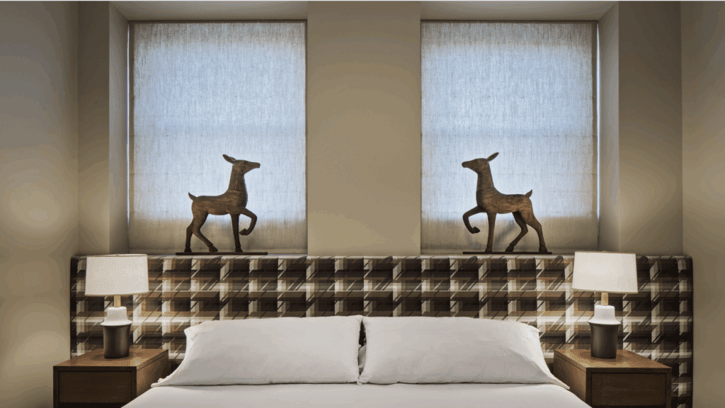 Reviewing Benjamin Moore’s Ashen Tan (996) - Opple House