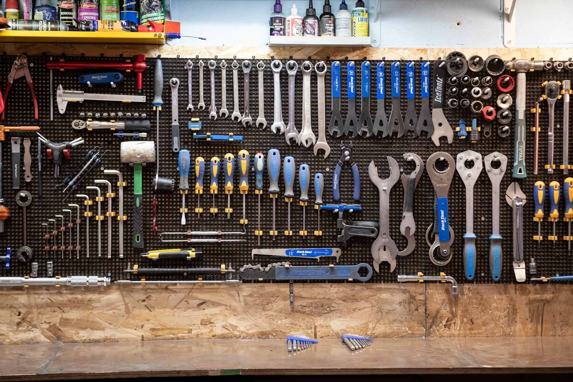 Garage Equipment: What Tools Are Worth Having in Your Garage - Opple House