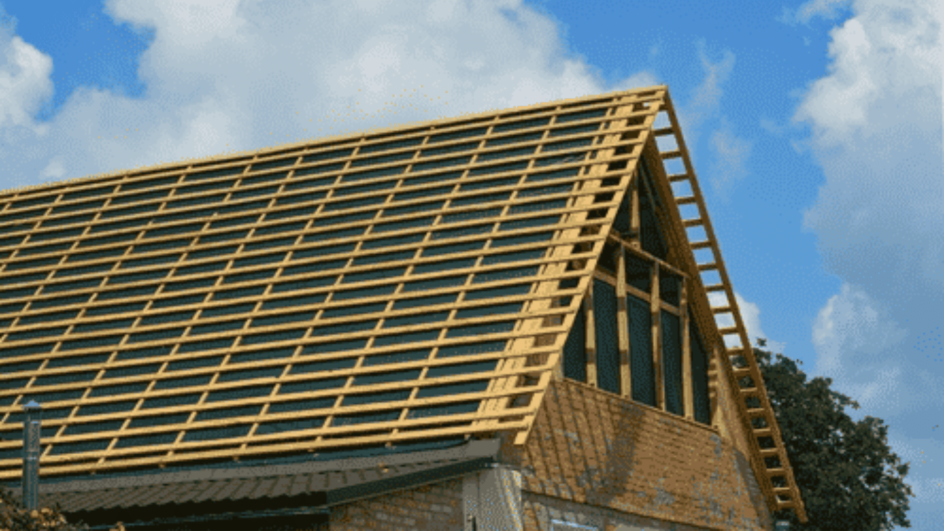 How to Accurately Measure Roof Pitch? - Opple House