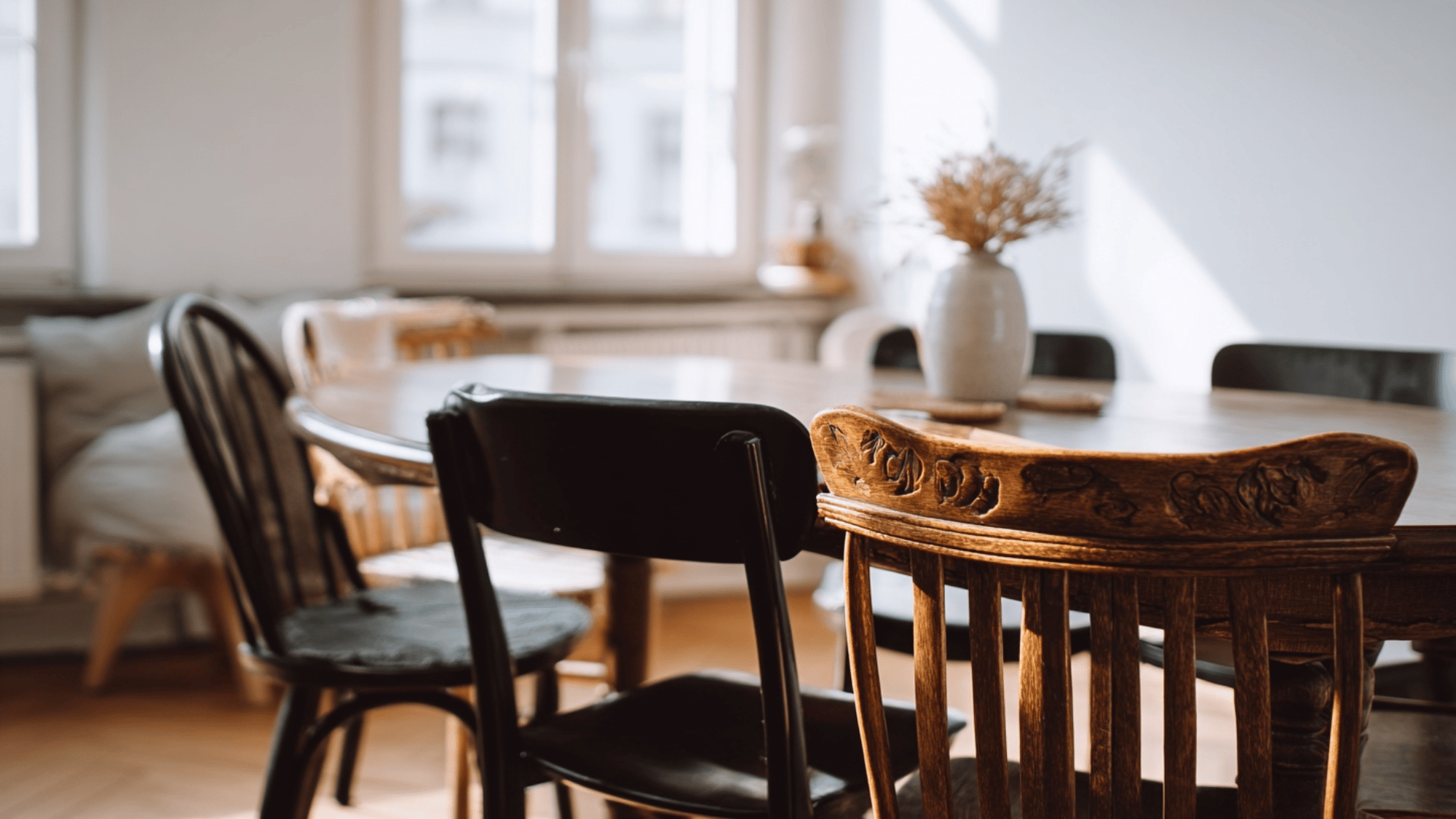 11 Mismatched Dining Chairs Ideas for Effortless Style - Opple House