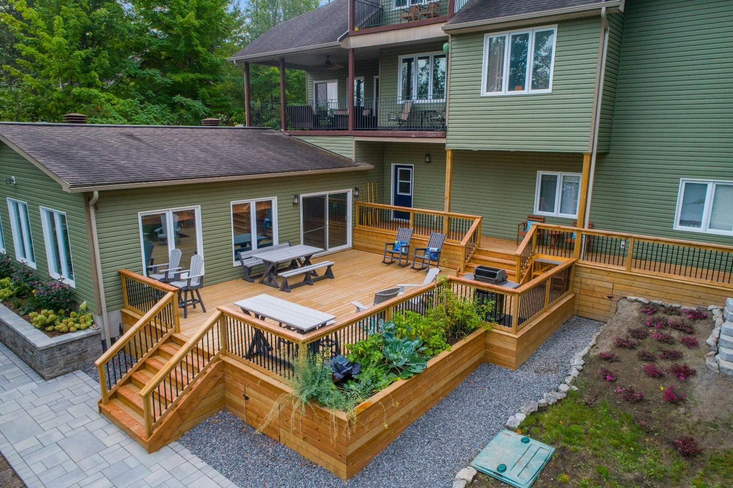 Diy Guide: How to Build a Backyard Deck Like a Pro - Opple House